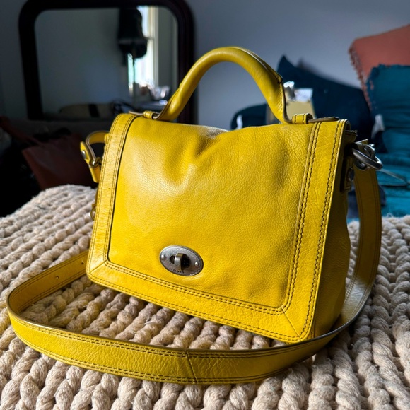 Fossil | Bags | Fossil Yellow Shoulder Baghandbagcrossbody Silver ...